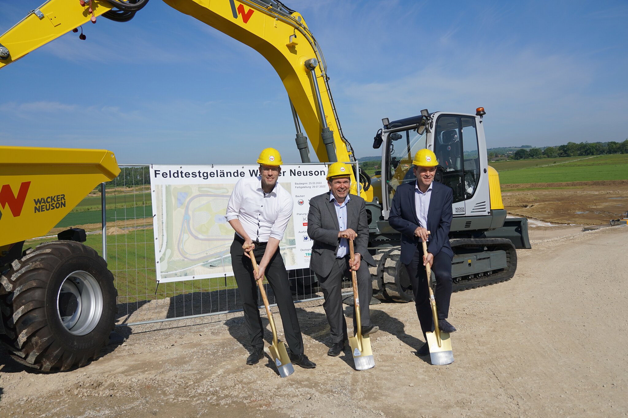 Teststrecke für Bagger und Dumper: Wacker Neuson erweitert ...