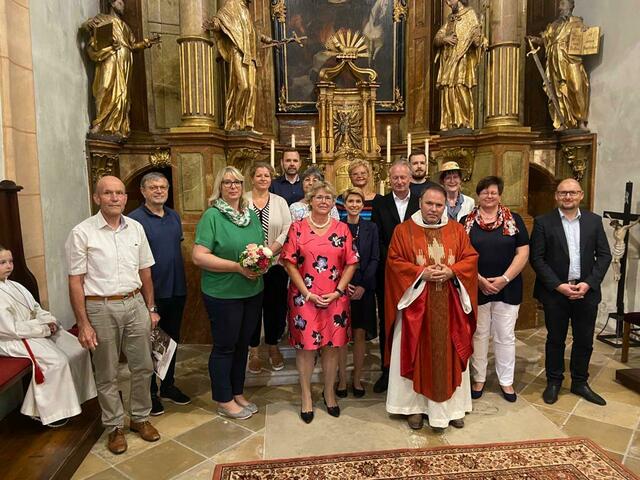 Pfarre Eisenstadt-Kleinhöflein: Angelobung der Pfarrgemeidneräte ...