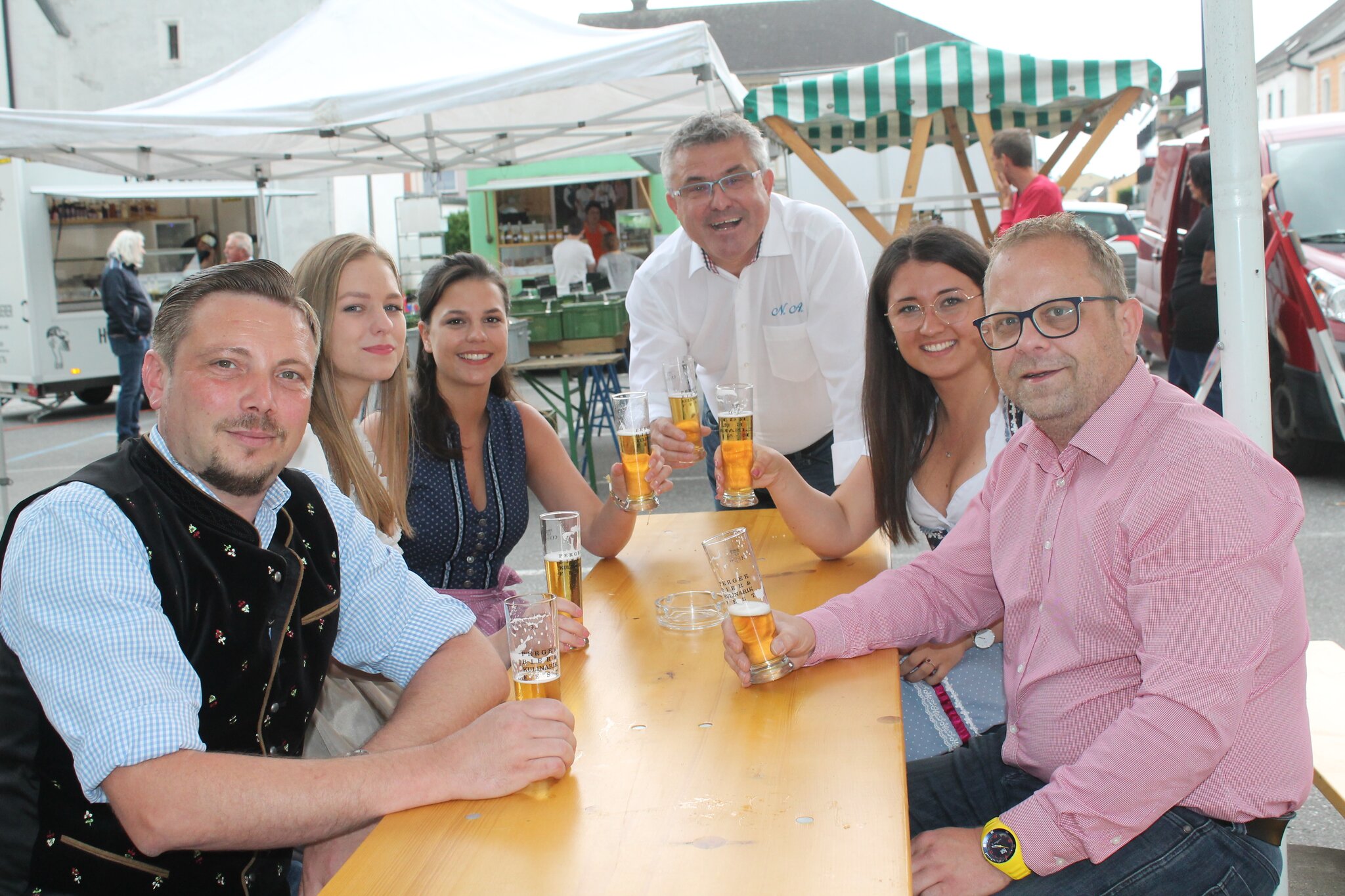 Prost & Mahlzeit: Perger Bier- und Kulinarikfest steigt heuer am 2 ...