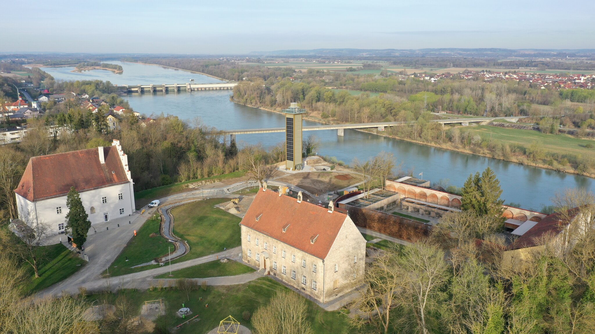 Neuer Aussichtsturm am Inn: In Obernberg geht's hoch hinaus - Ried