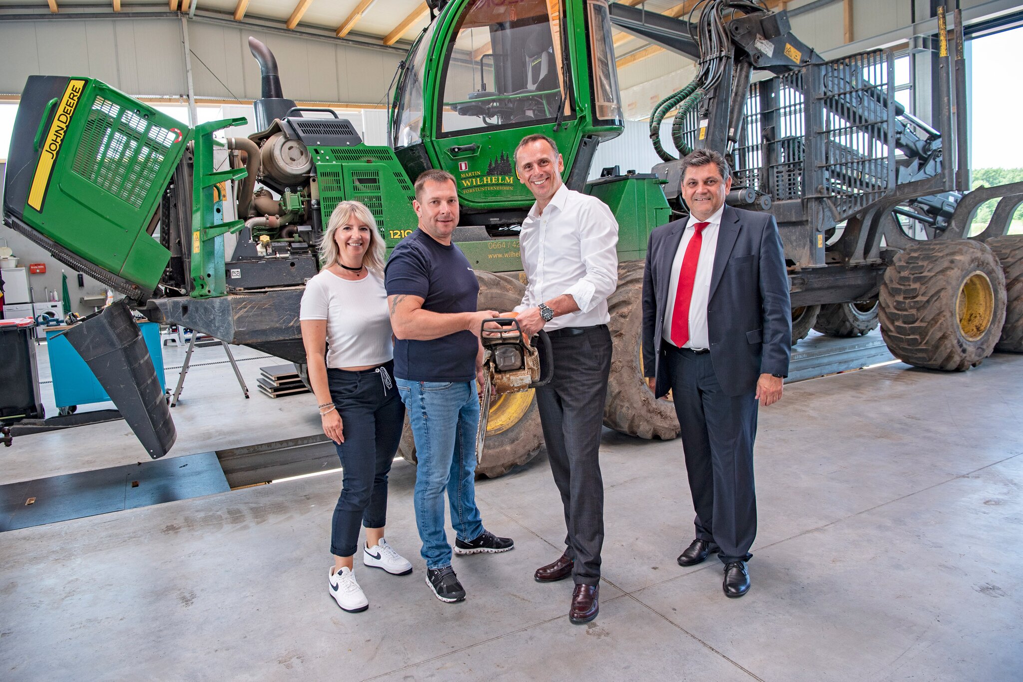 Schrems: Forstunternehmen Martin Wilhelm im Wirtschaftspark angesiedelt ...
