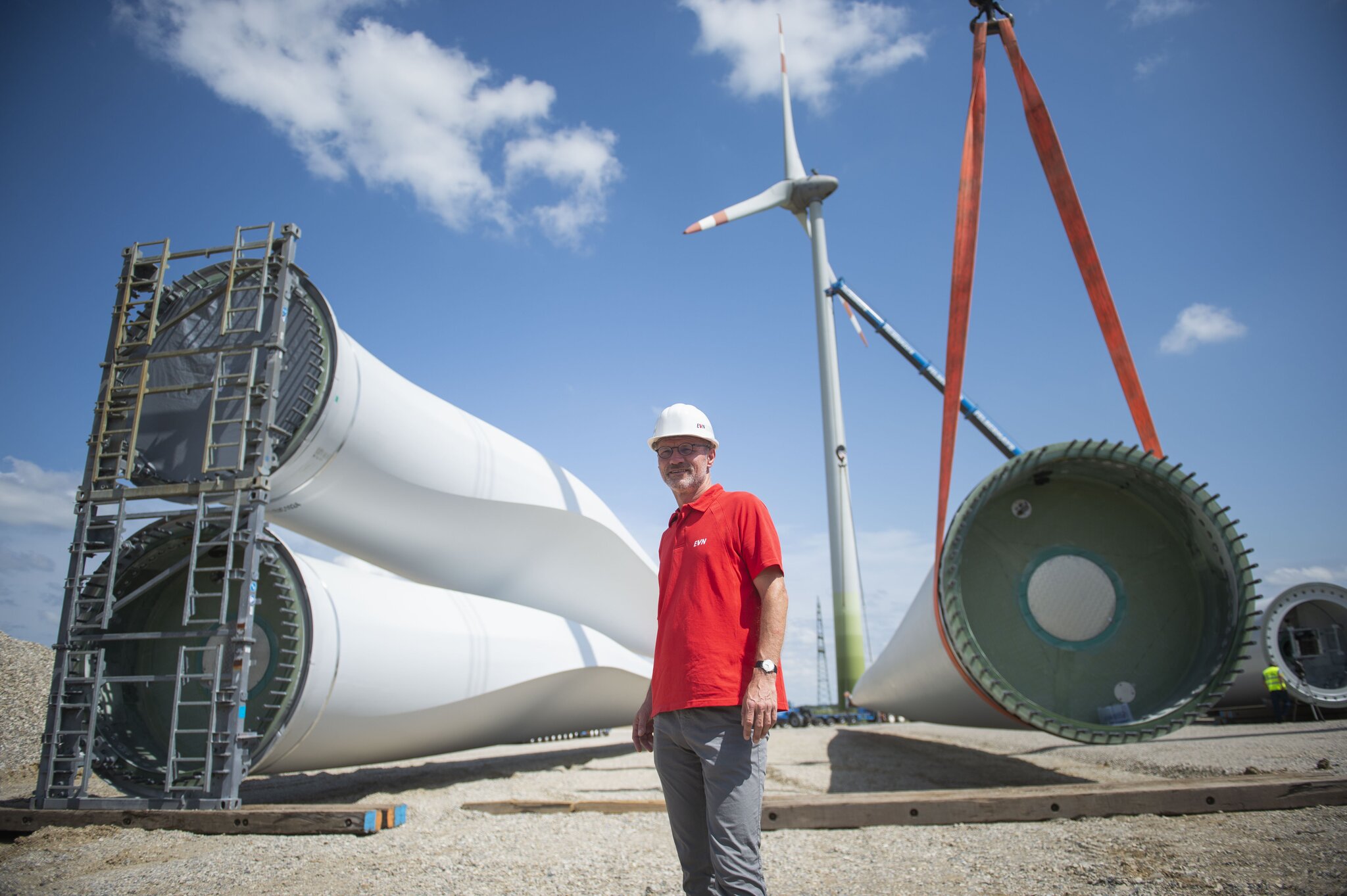 Windpark Schildberg: Antransport der Rotorblätter - St. Pölten