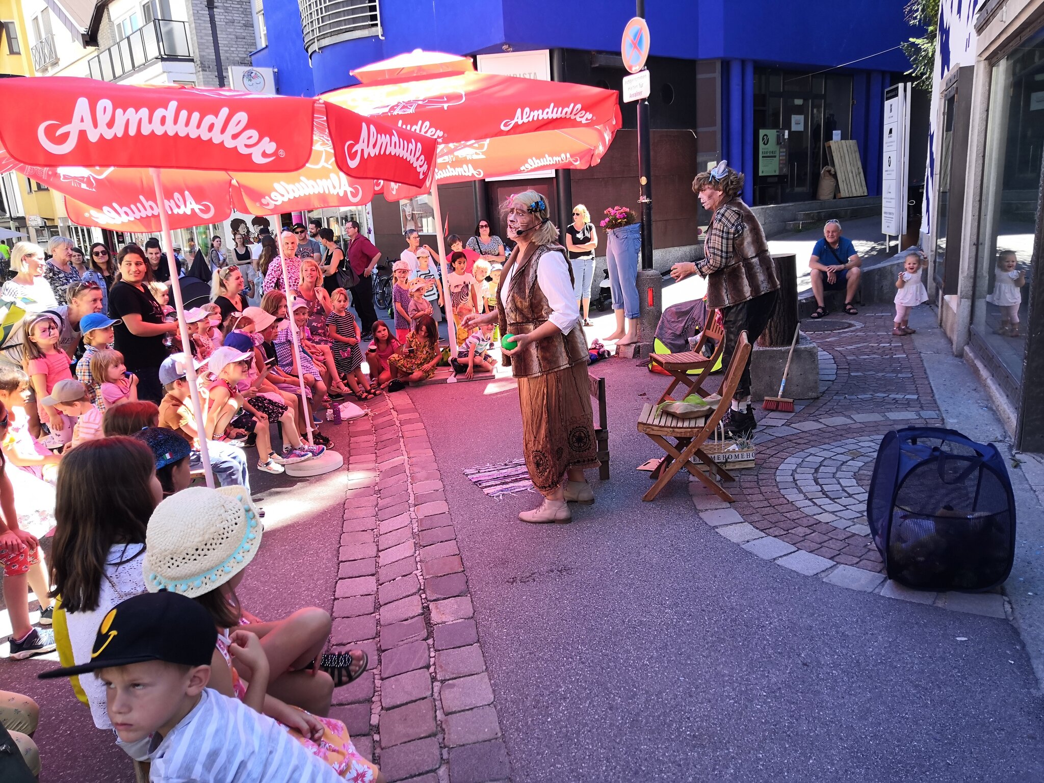 Fest im Imster Zentrum: Alpenverein und Muttekopfhütte mit Doppel ...