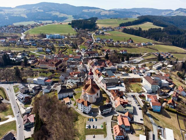 Blick auf Birkfeld: Birkfeld hat viele Projekte am Start - Weiz