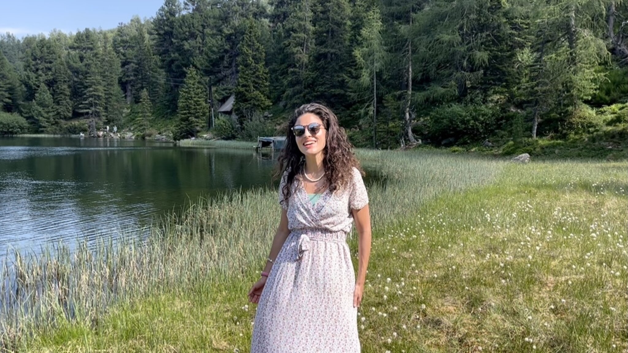 Victoria Rindler: Nun kommt endlich die 4. Single mit "Happiness ...