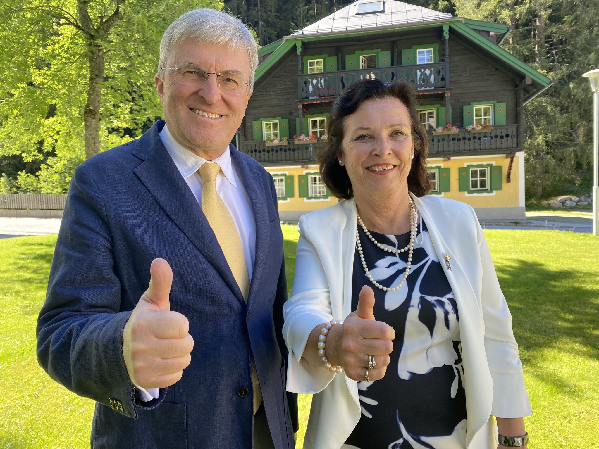 Rotary als Speerspitze der zivilen Gesellschaft: Bernhard Zimburg neuer ...