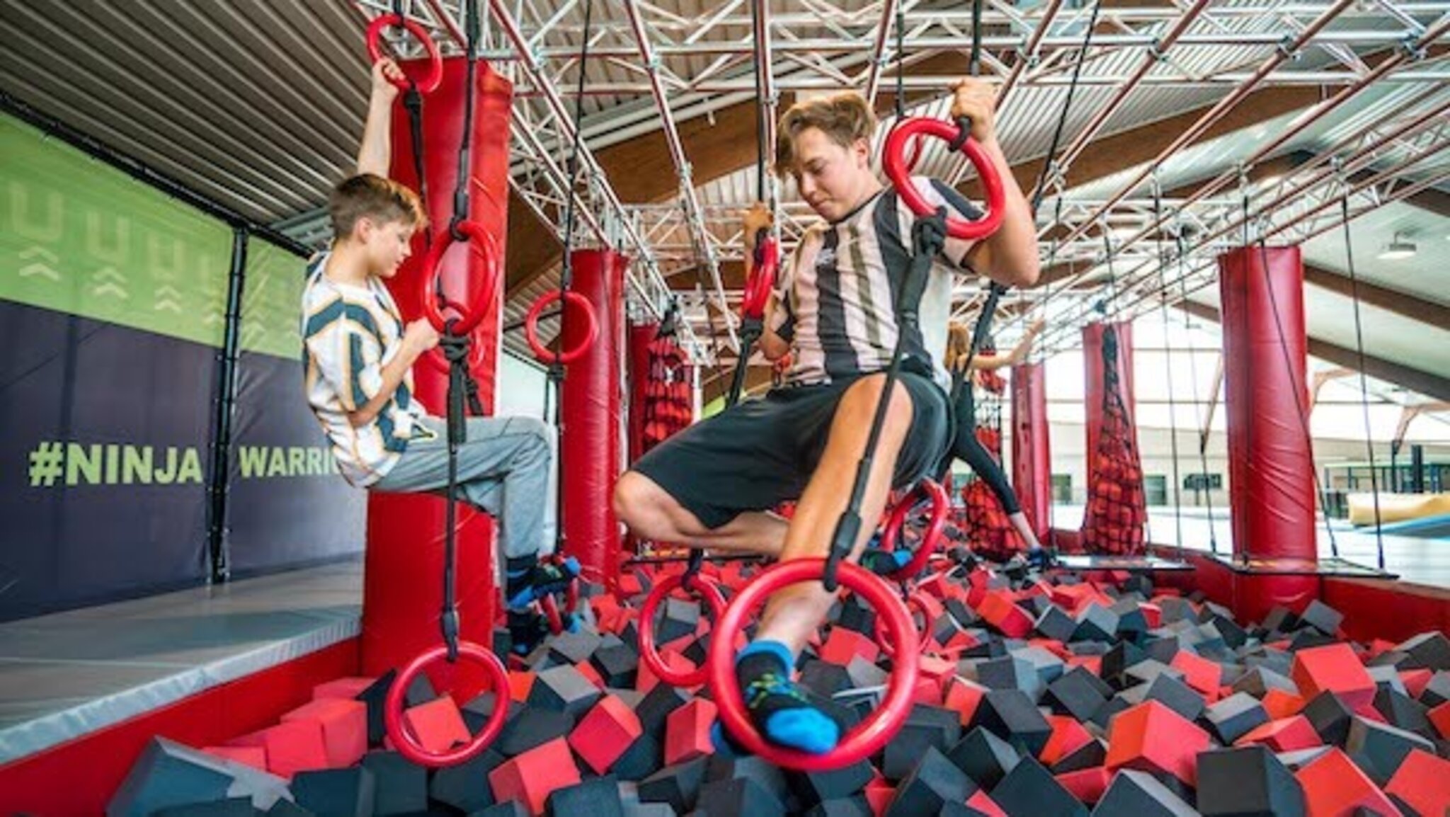 Mega-Trampolinpark: Die Trampolinwelt JUMP DOME springt nach Salzburg ...