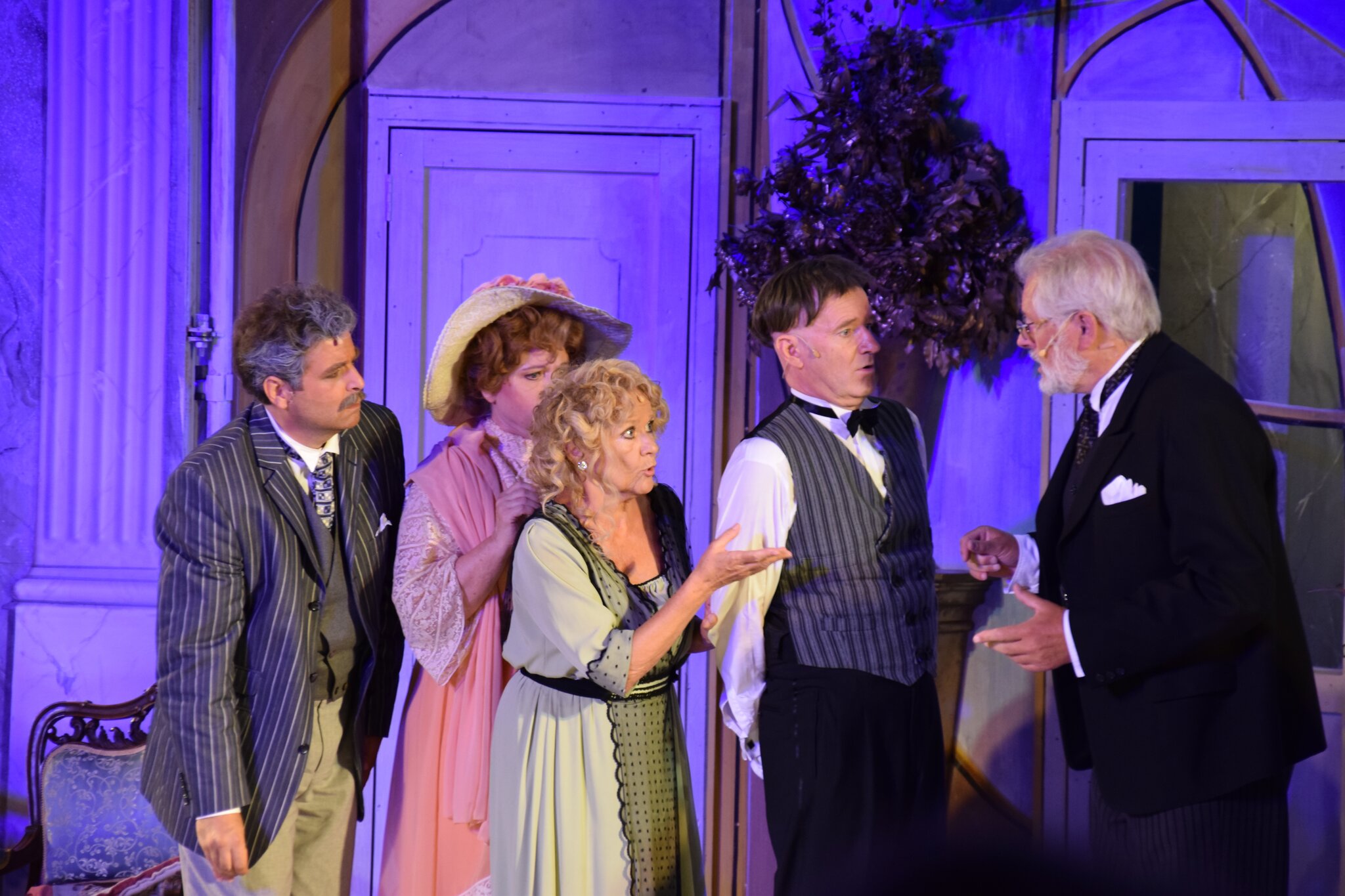 Der Floh im Ohr: Stockerauer Festspiele feierten Premiere (mit Video ...