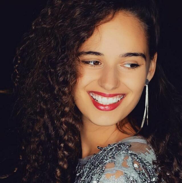 Neue Single: Neiyla lässt 90er-Pop wieder aufleben - Linz