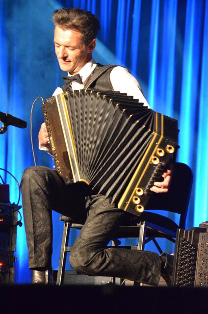 Herbert Pixner Projekt - handcrafted music: Es war so "SCHÏAN ...