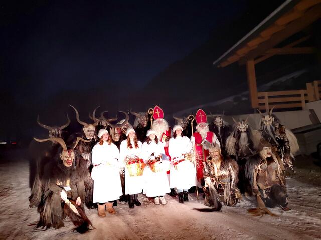 L(i)ebenswertes Flattach: Krampusgruppe Flattach - Spittal