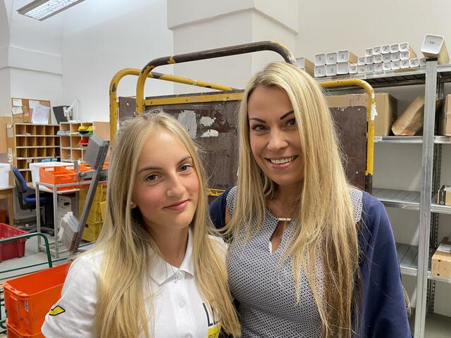 Lehre bei der Post: In Salzburg übernehmen Lehrlinge die Postfiliale - Salzburg