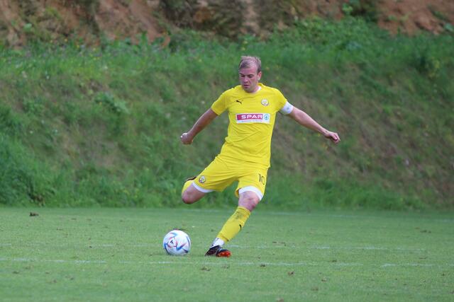 Fußball-Unterhaus: Erster Sieg für Bad Zell unter neuem Coach - Freistadt