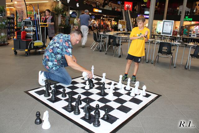 Markus Ragger im WEZ: Bildergalerie: Schach-Meister Markus Ragger im ...