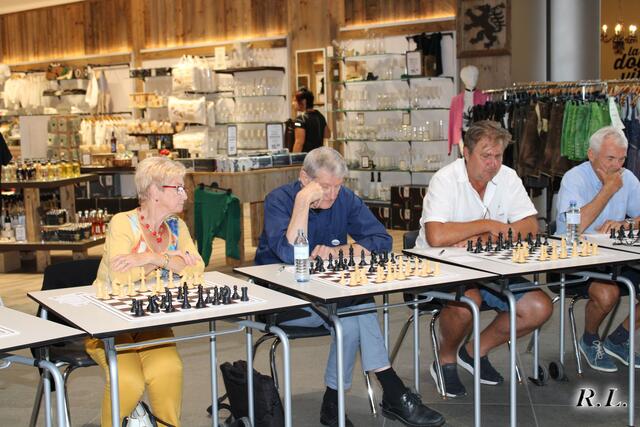 Markus Ragger im WEZ: Bildergalerie: Schach-Meister Markus Ragger im ...