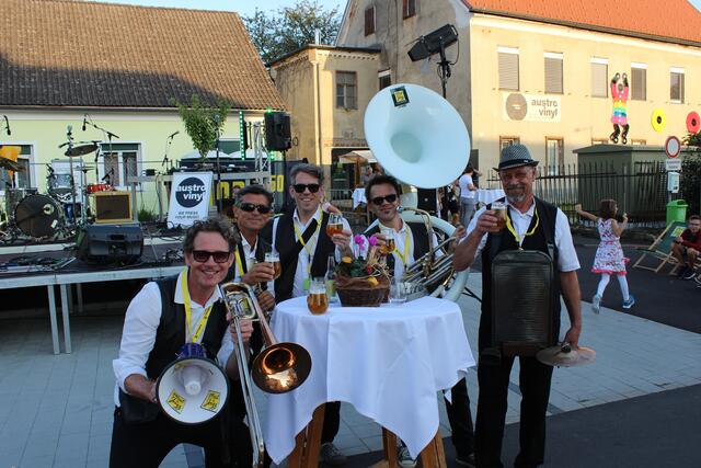 Most+Jazz 2022: Österreichs größter Open-Air-Jazzclub in Fehring ...