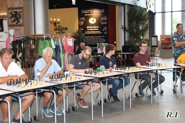 Markus Ragger im WEZ: Bildergalerie: Schach-Meister Markus Ragger im ...