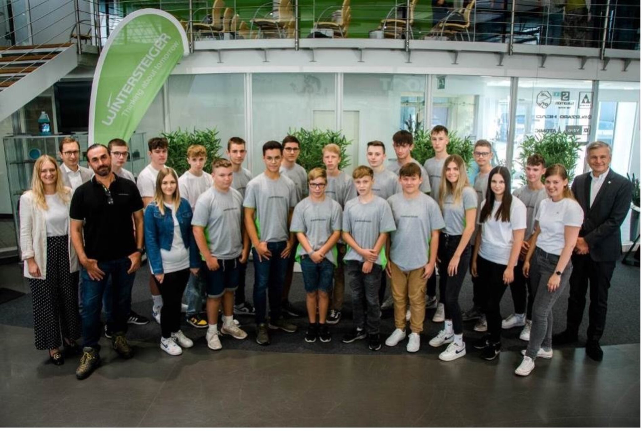 Zwei neue Lehrberufe, mehr neue Lehrlinge: Wintersteiger baut Lehrausbildung aus - Ried