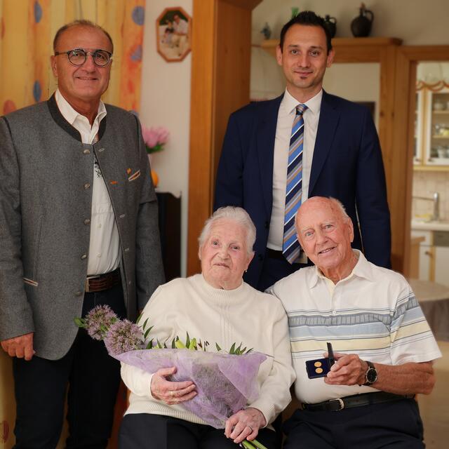 Oberthern: Eiserne Hochzeit sind 65 Ehejahre - Hollabrunn
