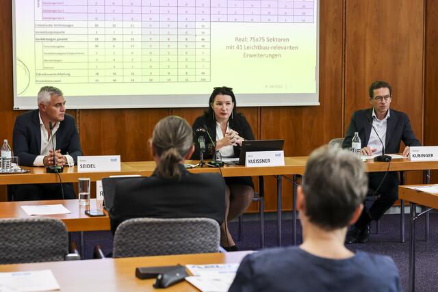 Sparsam und Effizient: Leichtbau als Zukunftschance für den Standort ...