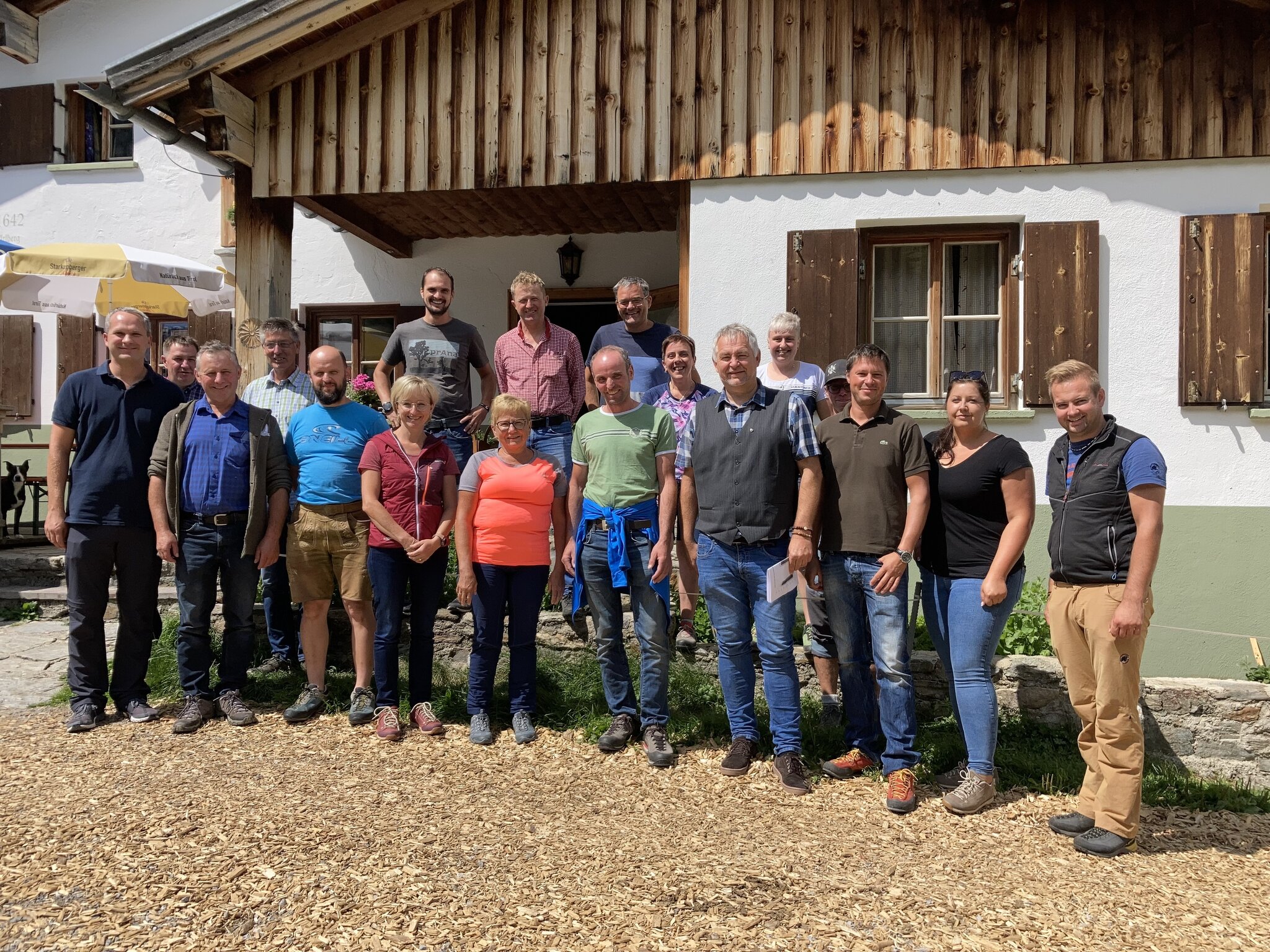 Almwirtschaft schützen: Resolution bei Sommersitzung auf der Alpe ...
