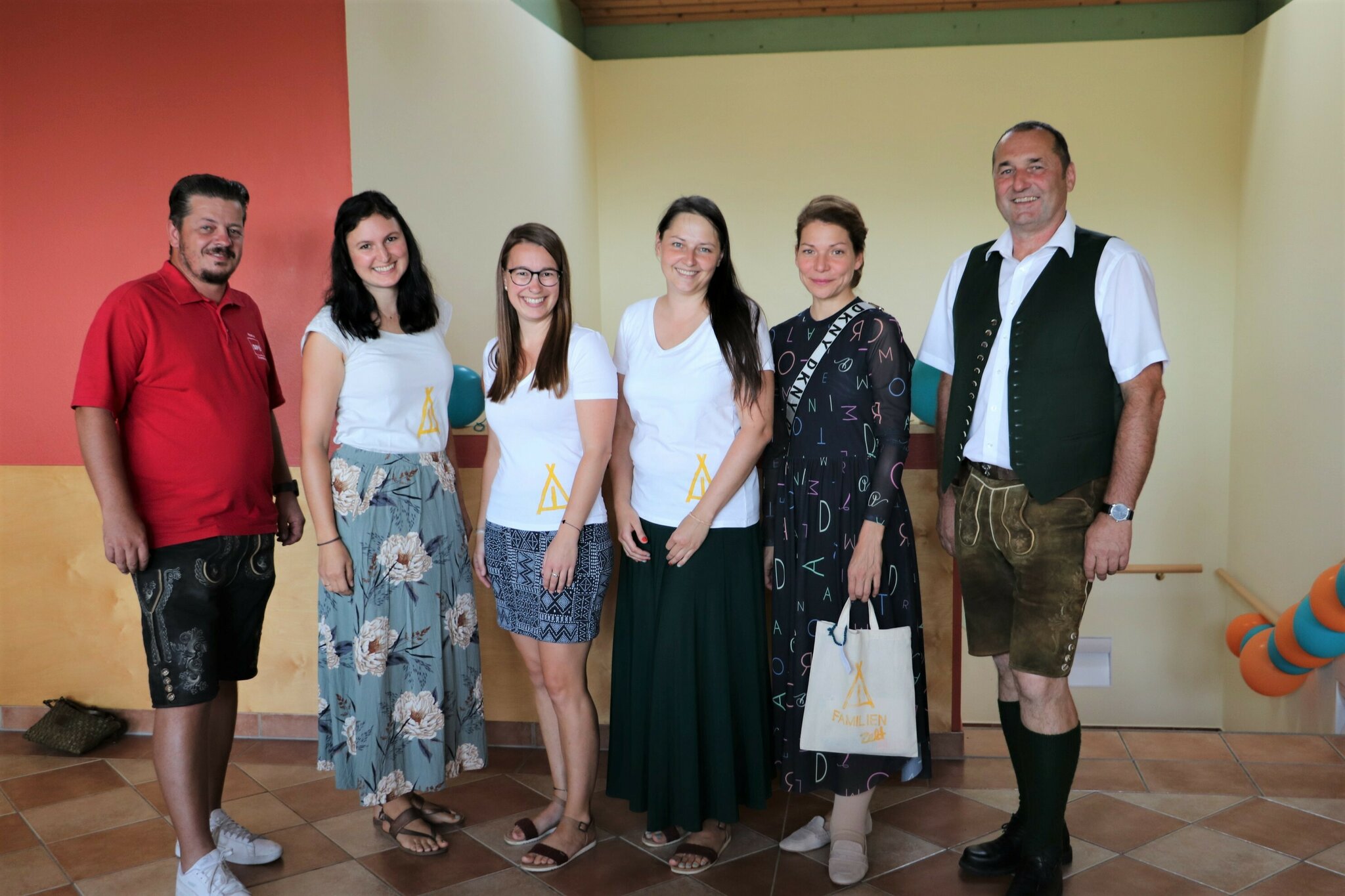 Balance zwischen Elternglück und Familienalltag: FamilienZelt Raaba ...