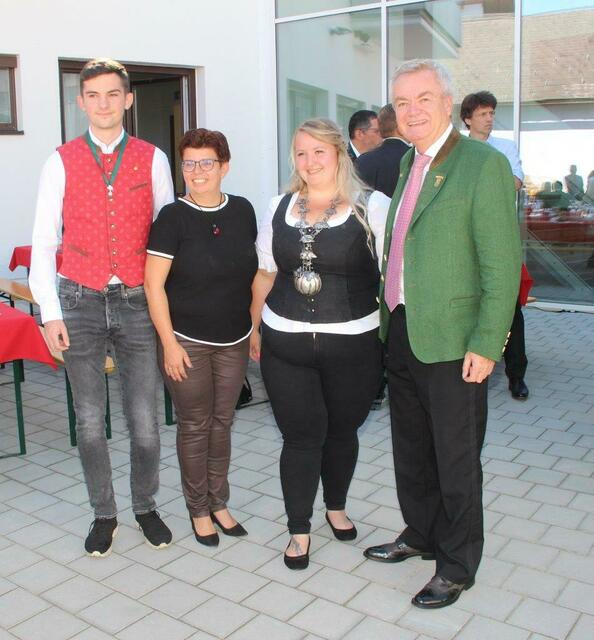 Kinderbetreuung: Eröffnungsfest für den neuen Kindergarten in Preding ...
