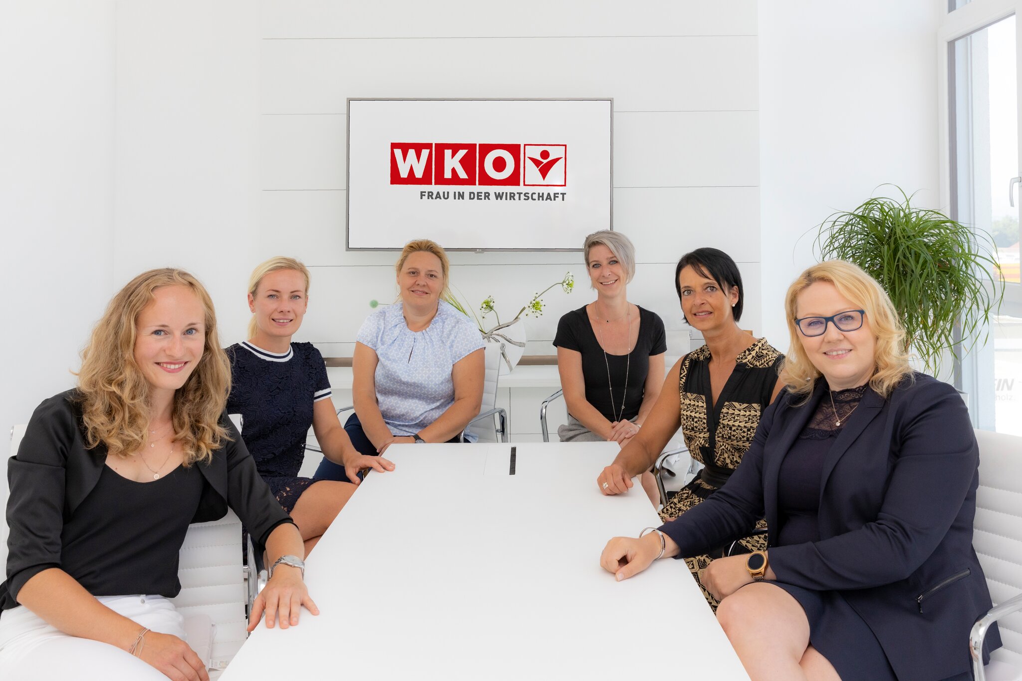 Bei VKB-Bank: Wirtschafts-Frauen aus Linz-Land laden zu "Go Green" ein ...