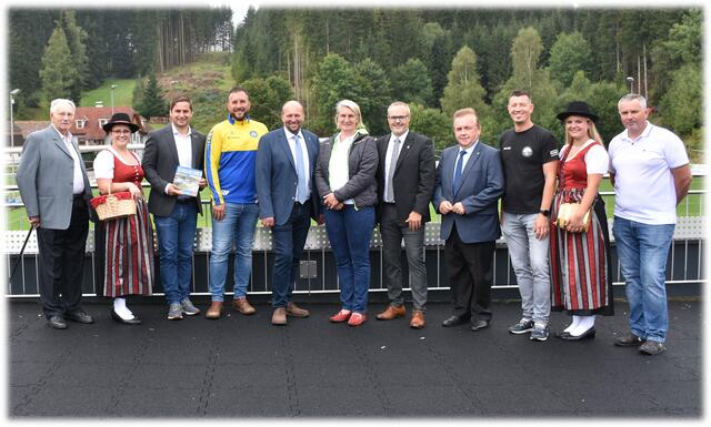 Sportunion Langschlag: Generalsaniertes Clubgebäude feierlich eröffnet ...