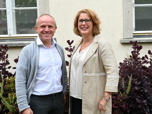 Raiffeisen sponsert Projekte der Fachschule Warth: Green-Care-Garten ...