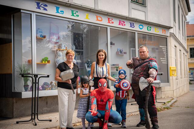 Tulln: Wiedereröffnung des Kleiderbogens mit fulminantem Cosplay - Tulln