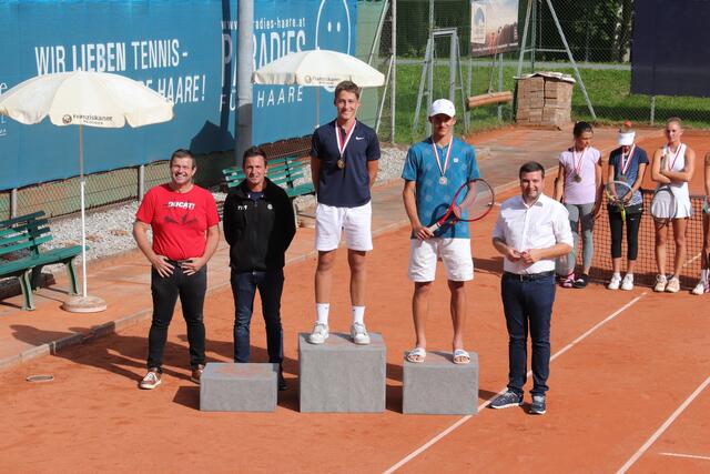 70 Nachwuchstalente: Tiroler TennismeisterInnen wurden in Zams gekürt ...