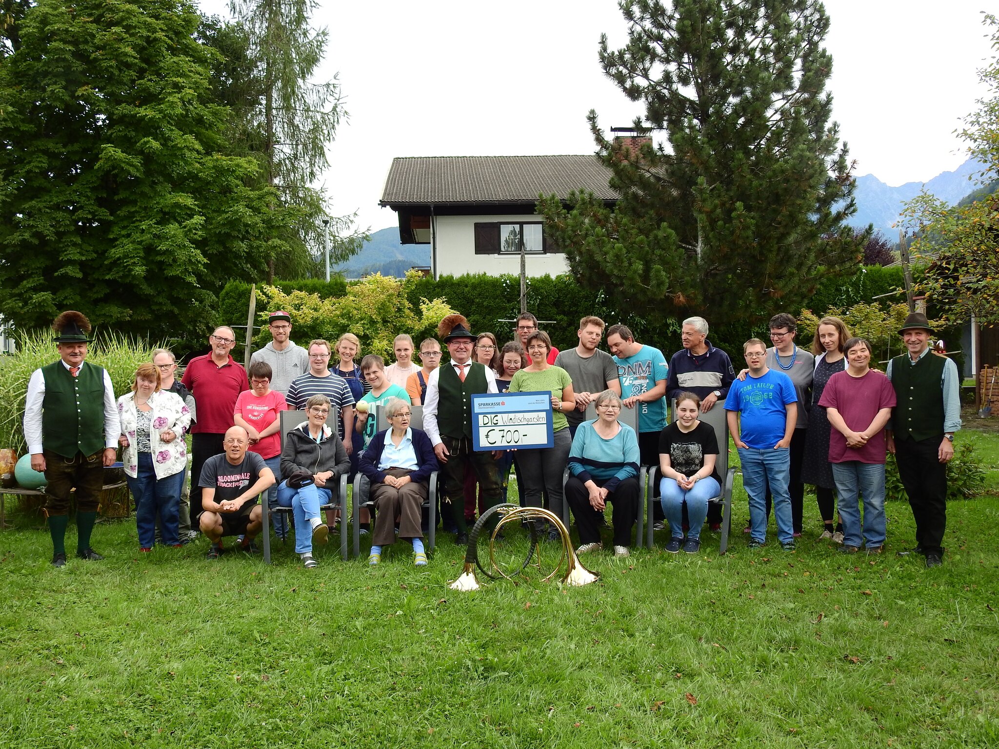 Jagdhornbläsergruppe Kremstal: 700 Euro aus Kartenverkauf für DIG ...