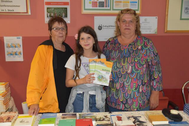 Kohfidisch: Franz Stangl präsentierte neuen Csaterbergkrimi "BURGENland ...