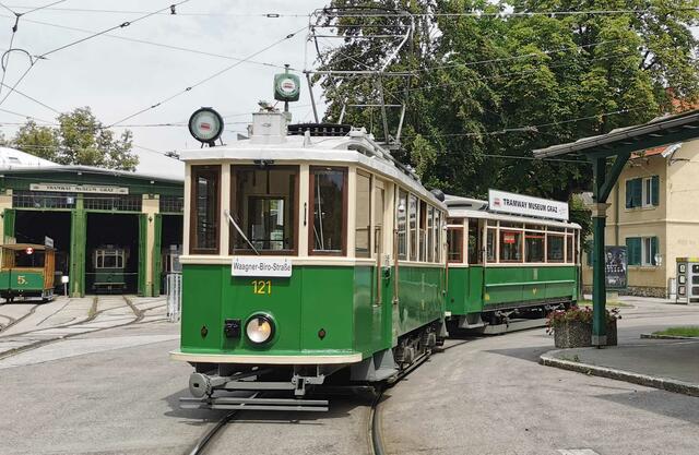 Grünes Stadtpicknick: Zum Austausch mit der Oldtimer-Bim nach ...