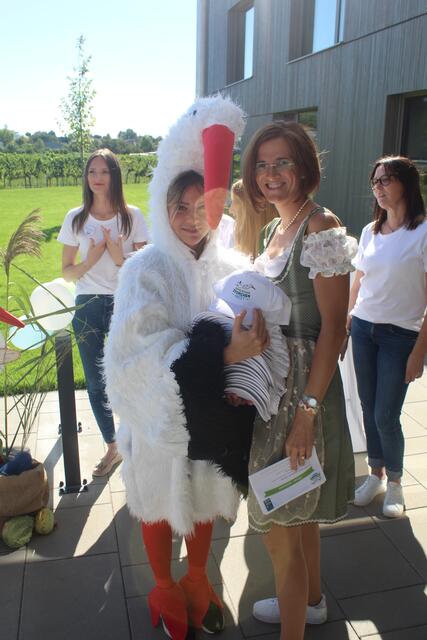 Neusiedl am See: Kindergarten „Storchennest“ feierlich eröffnet ...