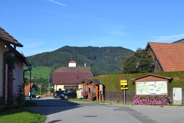 Herbstzeit ist Wanderzeit: Raach am Hochgebirge, Eiben-Rundwanderweg ...