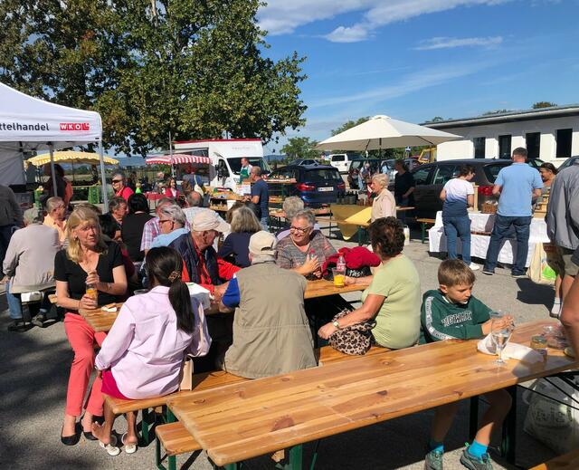 Regional kaufen: Himberger Monatsmarkt erfreut sich großer Beliebtheit ...