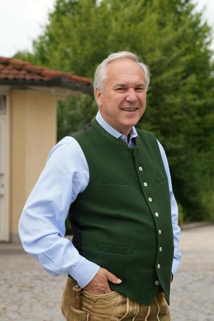 Porträt zur Bundespräsidentenwahl: Das ist Kandidat Walter Rosenkranz