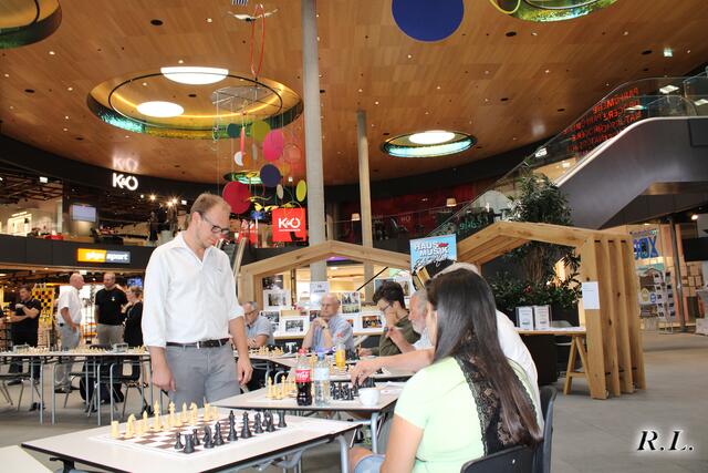 Markus Ragger im WEZ: Bildergalerie: Schach-Meister Markus Ragger im ...