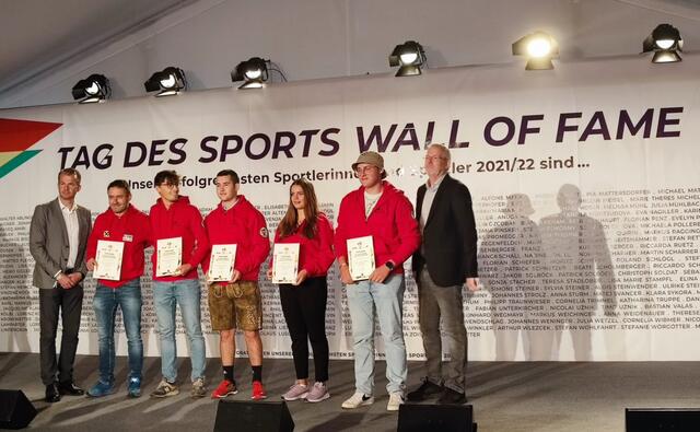 EHRUNG AM TAG DES SPORTS IN DER „HALL OF FAME“: EHRUNG AM TAG DES ...