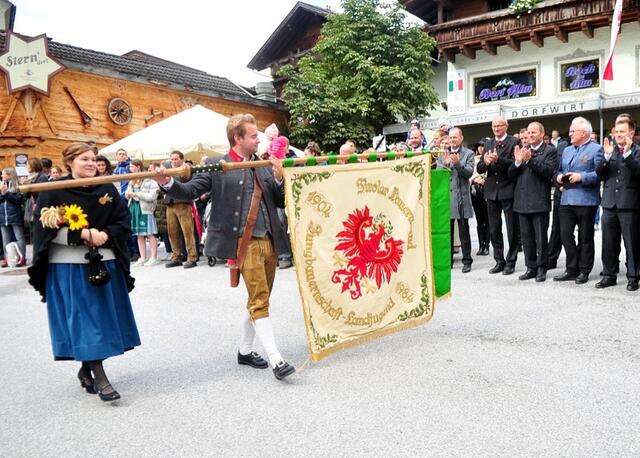 Jungbauernschaft/Landjugend: Bezirkserntedank "Gott zur Ähre" in ...