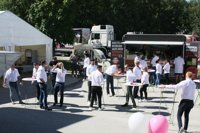 Technosert: 900 Personen bei Technoshow in Wartberg ob der Aist - Freistadt