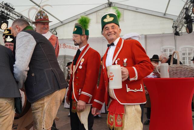 Domkirchweihfest: Salzburg eröffnet den fünftägigen Rupertikirtag ...