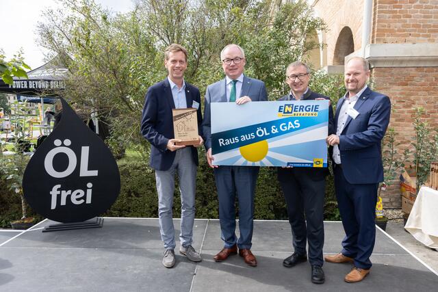 Katzelsdorf erhält Auszeichnung: Katzelsdorf vorbildhaft beim Erreichen ...