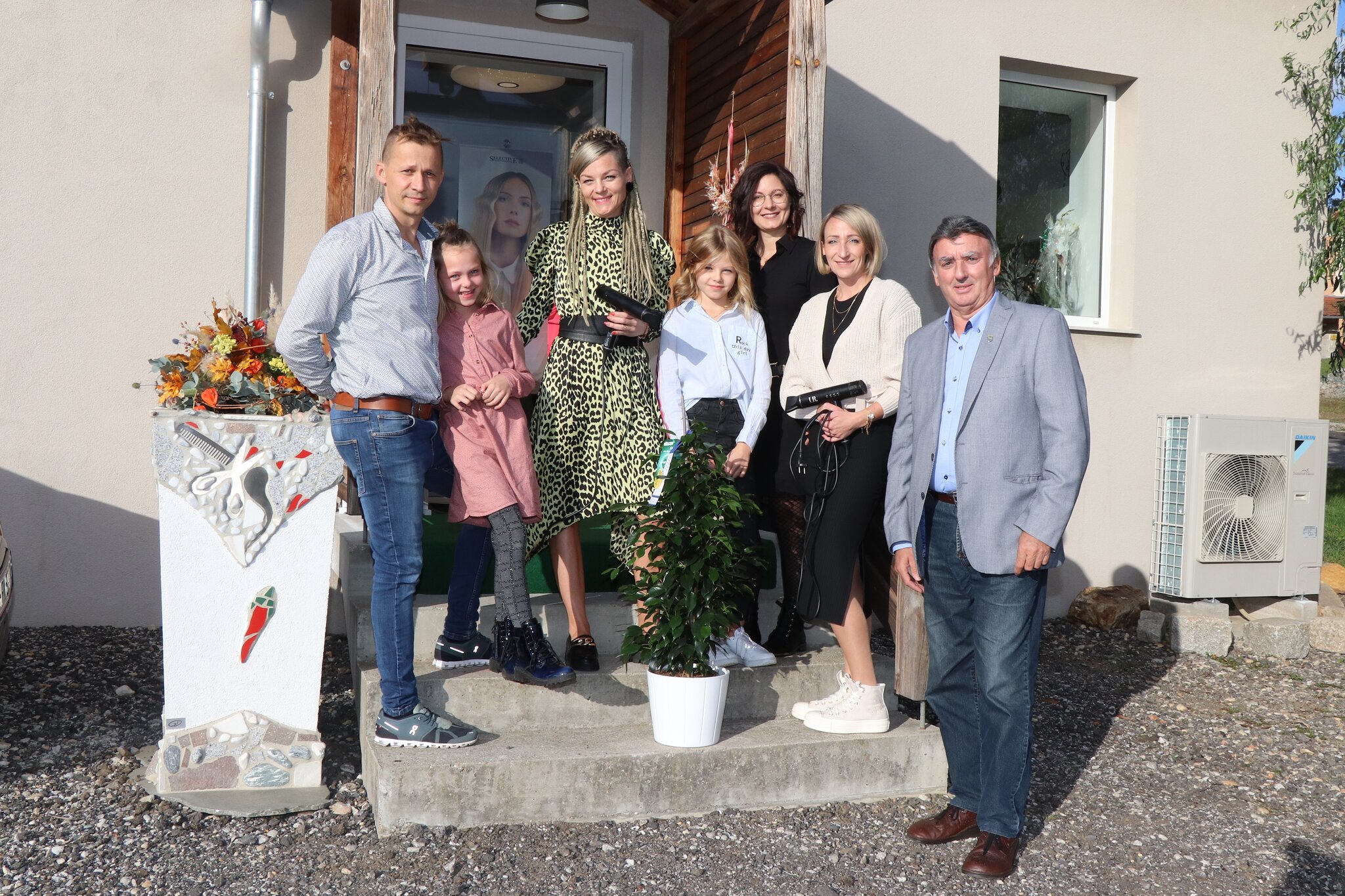 St. Johann in der Haide: Im Kühlhaus ist es jetzt „Haar Scharf ...
