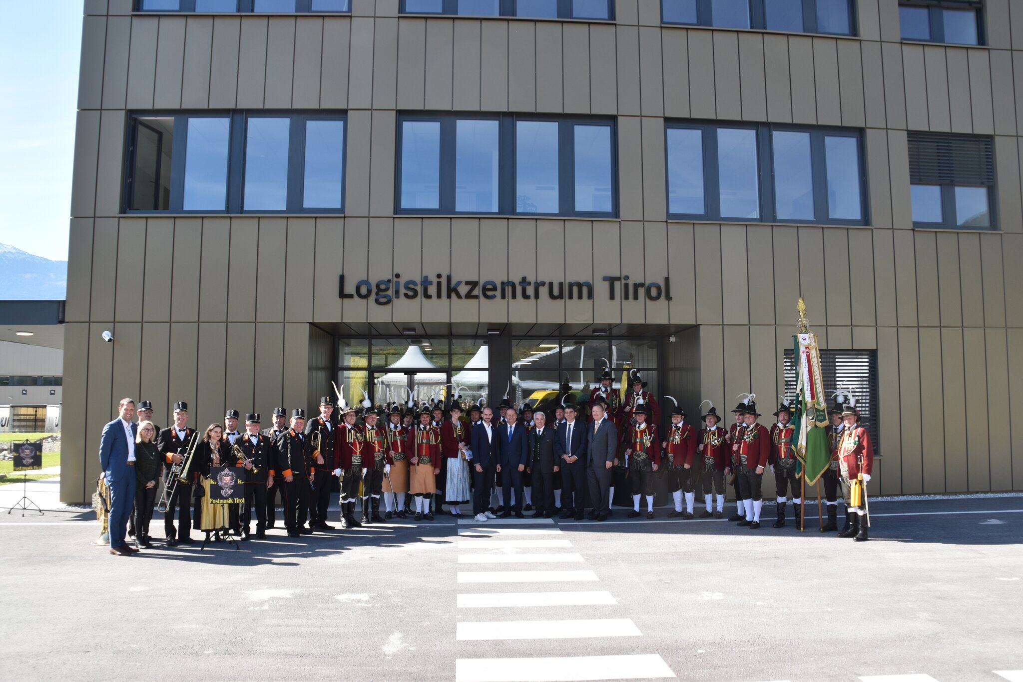 Wirtschaft: Post-Logistikzentrum in Vomp feierlich eröffnet - Schwaz