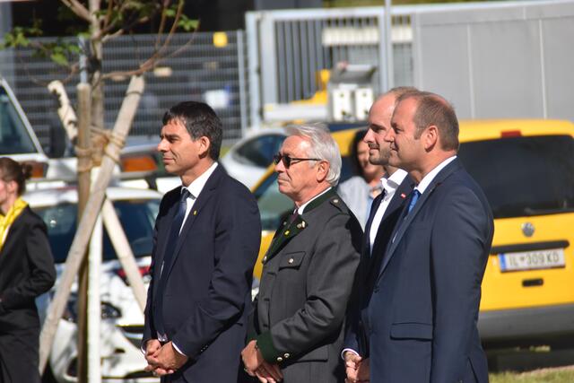 Wirtschaft: Post-Logistikzentrum in Vomp feierlich eröffnet - Schwaz