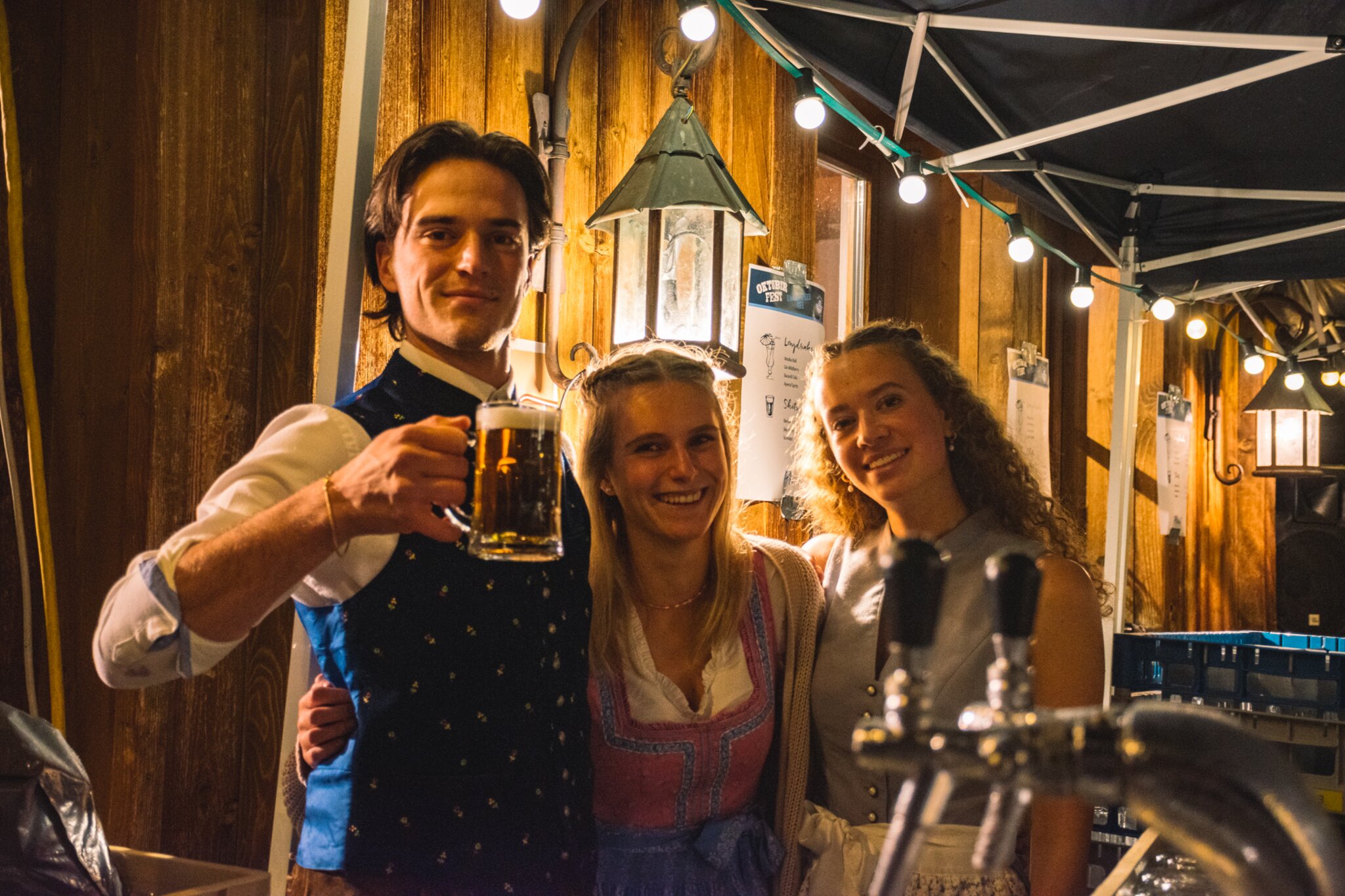 Fußball und Bier am Kampler See: FC Stubai lud zum Oktoberfest - Stubai ...