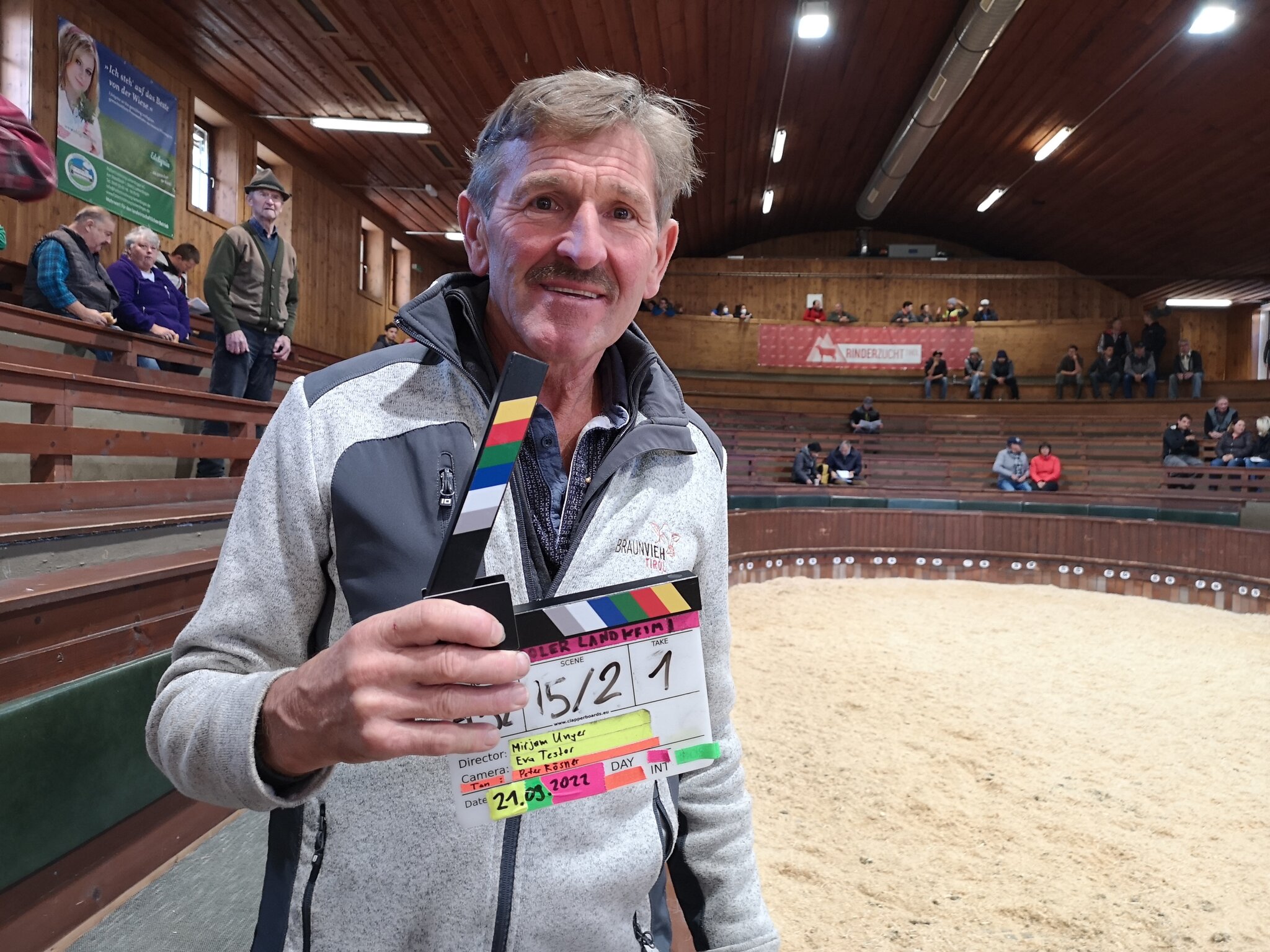 Film: Rasanter Filmdreh in der Versteigerungshalle Rotholz - Schwaz